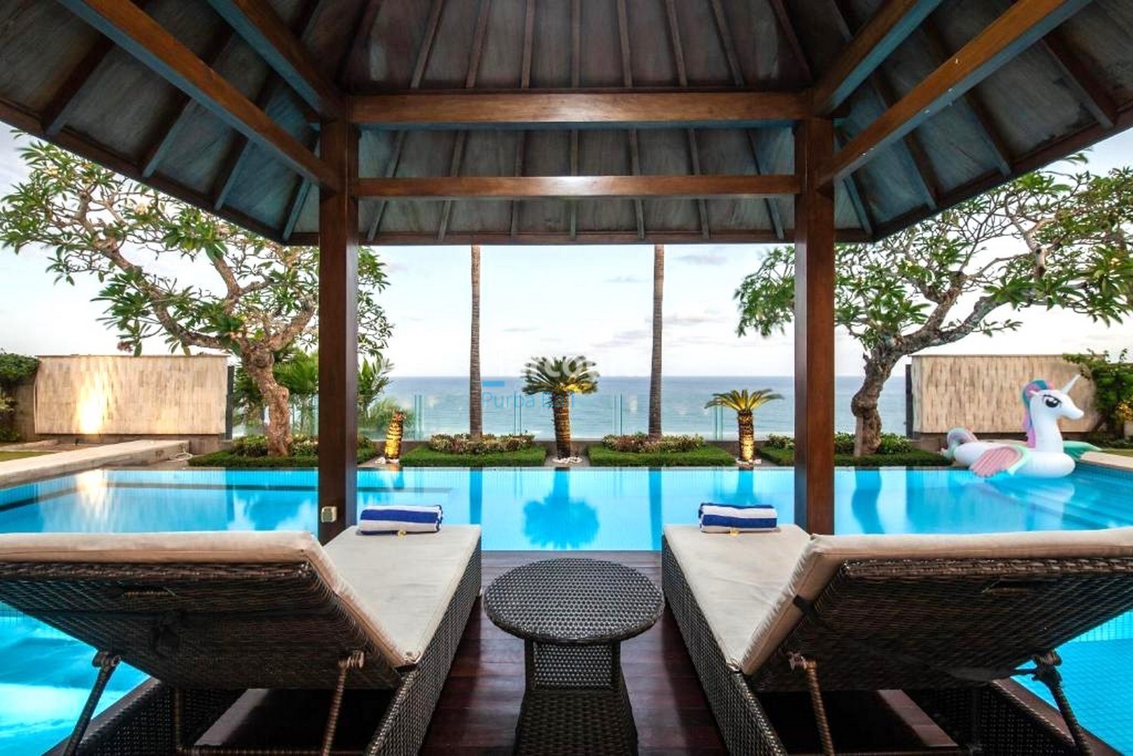 Clifftop Villa With 180 Degrees Ocean Views | Harcourts Purba Bali